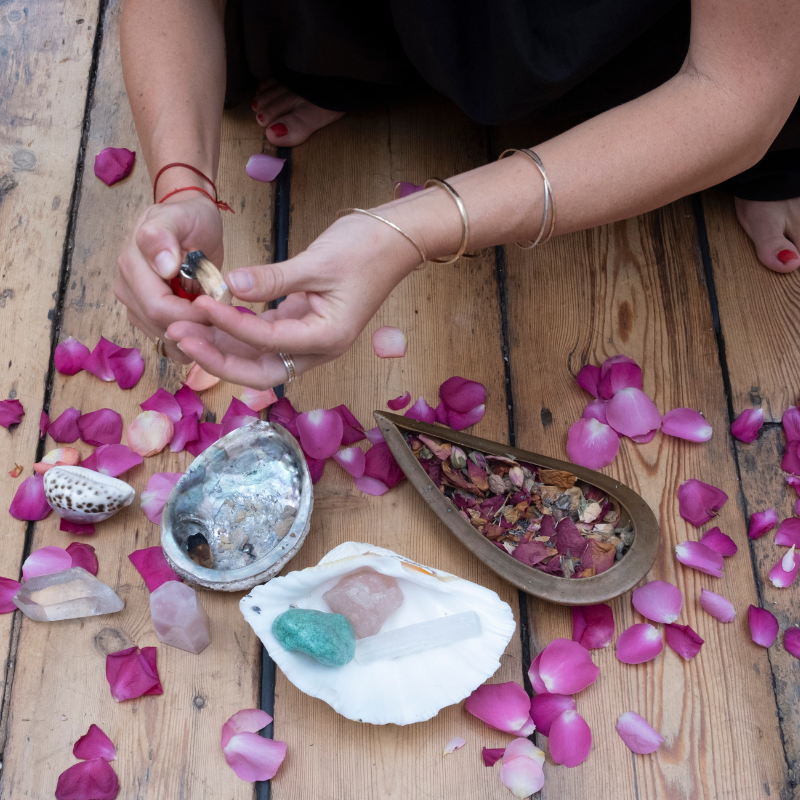 A Sacred Cacao Ceremony to do at home | Yogarise